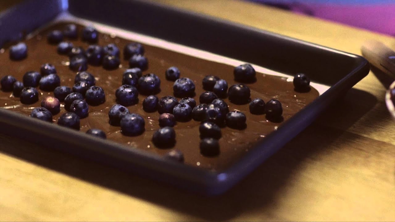 Chanel's Blueberry Chocolate Bark - YouTube