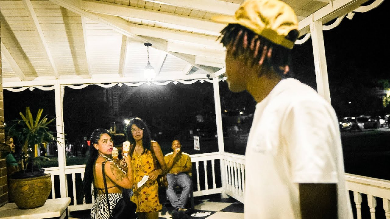 I RAN INTO LATINAS AT DEVON HOUSE 🤣🍦 - YouTube