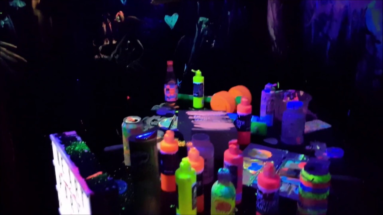 We Art Party #17: FLUORESCENCE MEMORIES l Uzupis-Group - YouTube