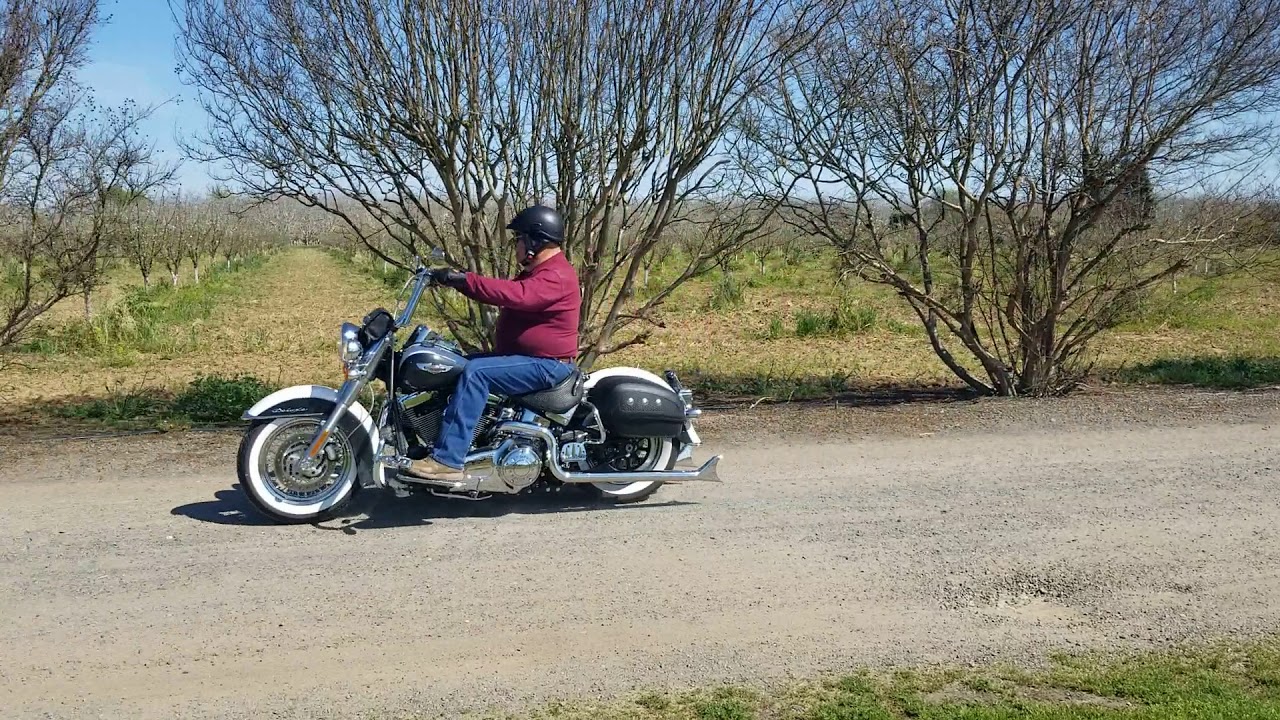 2008 Deluxe with Samson 30" fishtails - YouTube