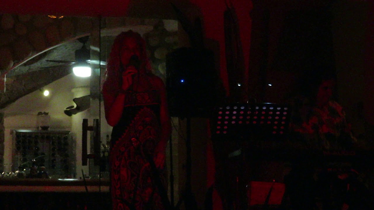 Daline Jones Tango Mar at Cascadas - YouTube
