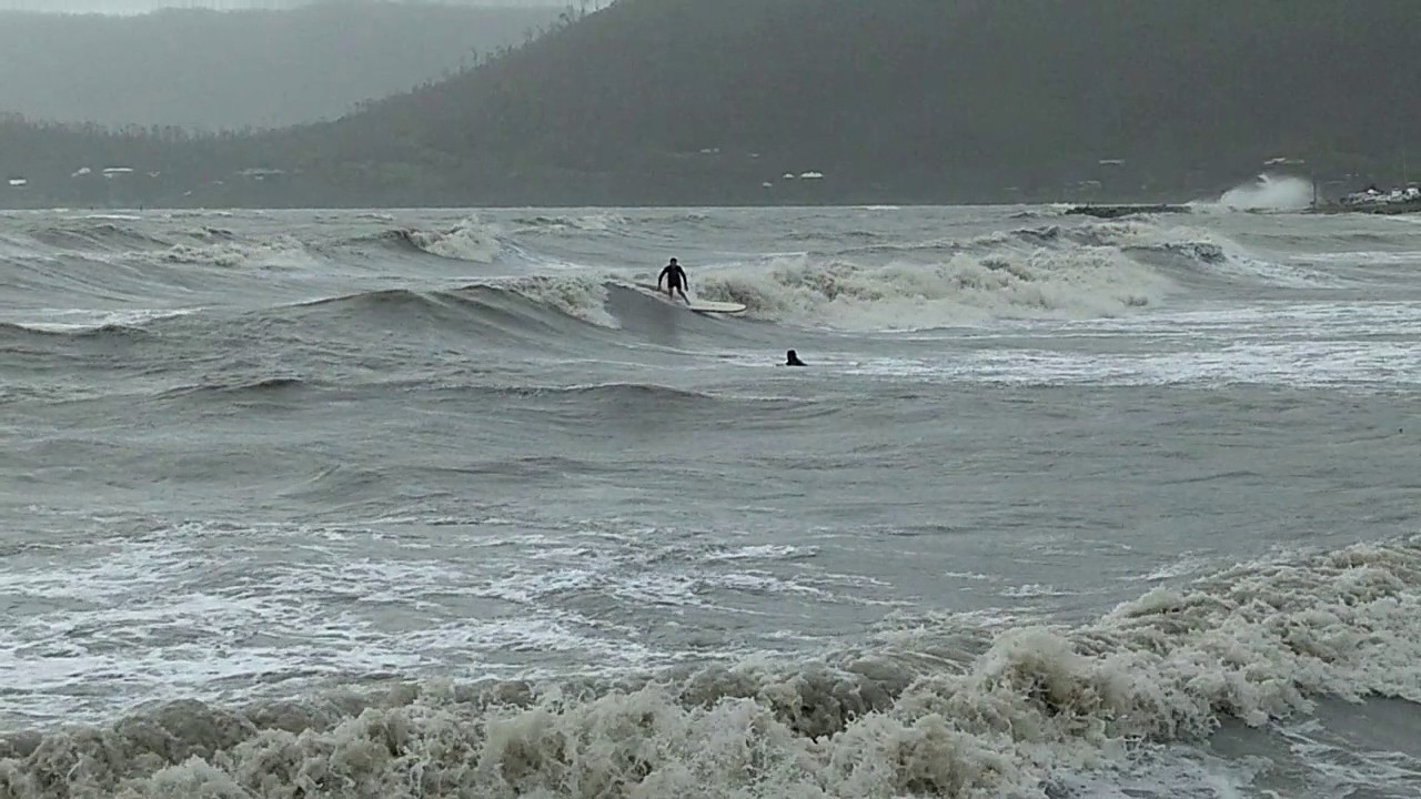 Surfing Cyclone Debbie Airlie Beach! - YouTube