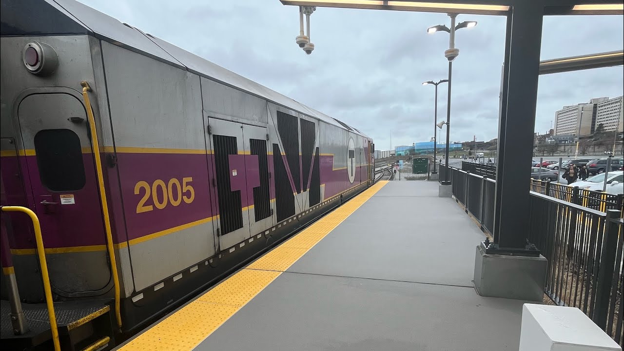 Riding MBTA Commuter rail Fall River/New Bedford line train #7015 from ...
