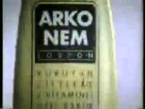 Bütün kadınlar bir çicektir. ve çiçekler su ister. Arko Nem..