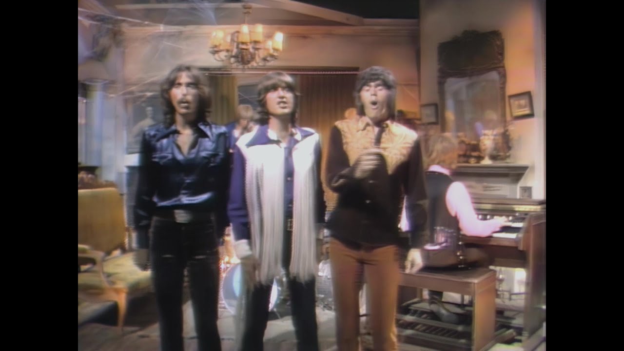 NEW 📀 Eli's Coming - Three Dog Night "Single Version" {Stereo} 1969 - YouTube