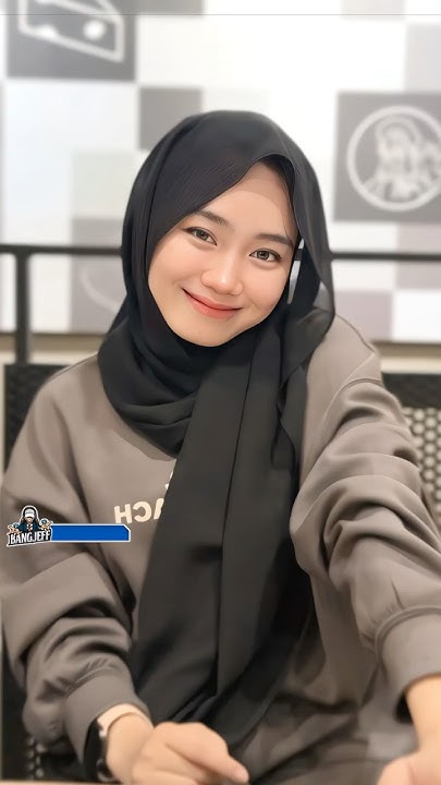 ini valentina bahaya banget, kalau kita ga berada dijalan yang benar, suka memabokkan orang ...