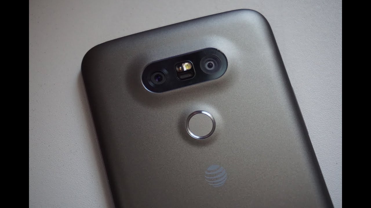 Unboxing the LG G5 - YouTube