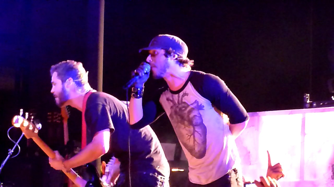 10 Years - Fix Me LIVE Corpus Christi [HD] 10/21/11 - YouTube