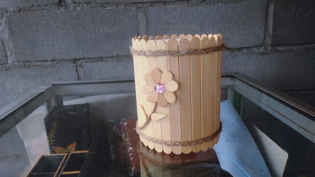 tutorial kerajinan tangan celengan dari stik es krim bisa di beli disini👉 shopee.co.id ...