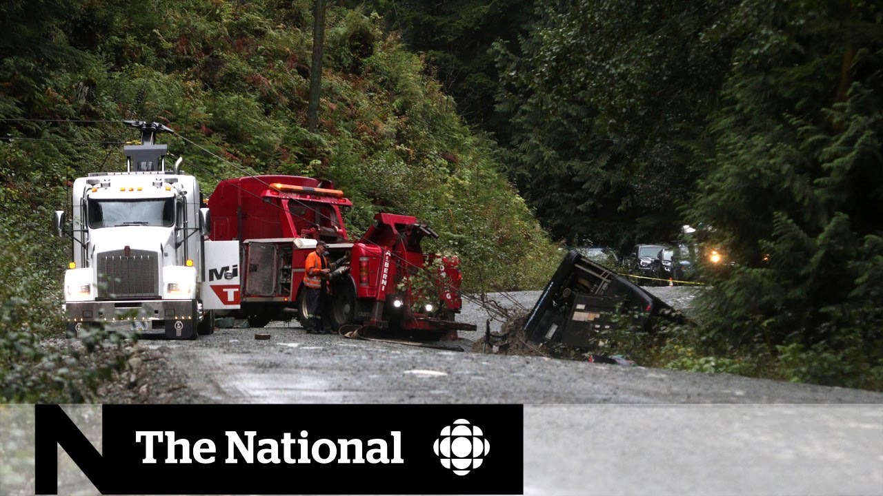 B.C. bus crash kills 2 UVic students - YouTube