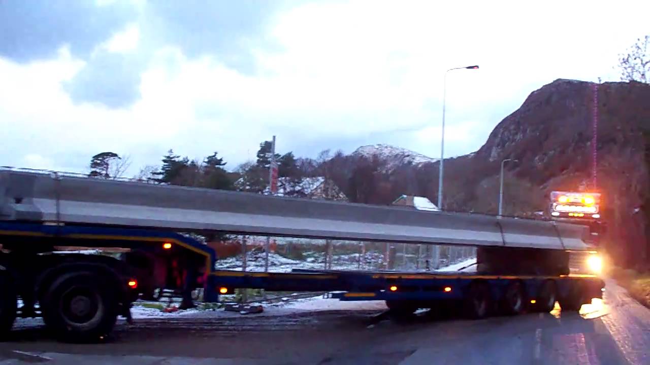 O.B. Heavy Haulage & Shay Murtagh Concrete @ Porthmadog Wales - YouTube