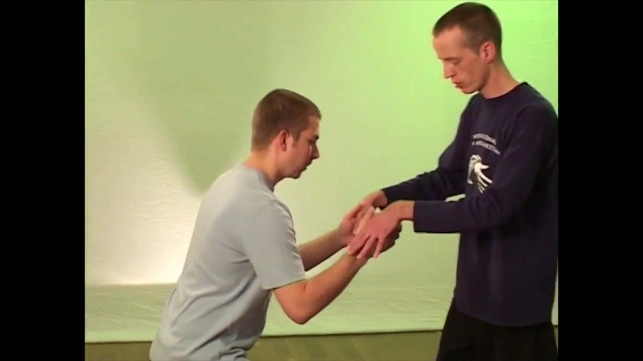 Push Hands Einführung Teil 2 - Energieabgabe - YouTube