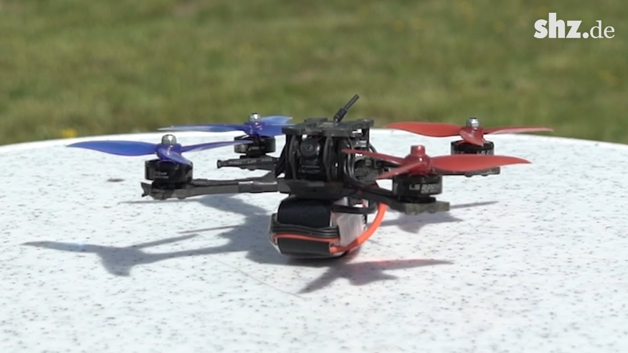Copter Rennen: Erstes Drohnen-Festival in SH - YouTube