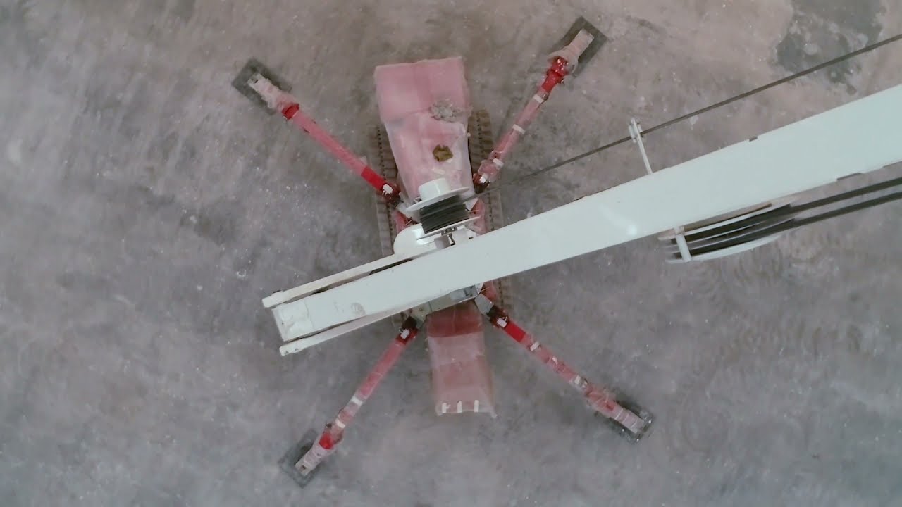 Icebox Iranmall - The first Iran Ice hockey standard rink - YouTube