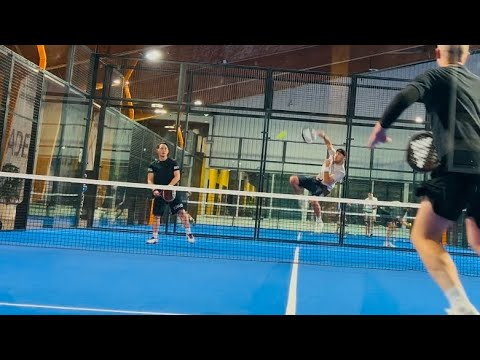 Padel Oefenwedstrijd- Badhoevedorp Padelpoints - YouTube