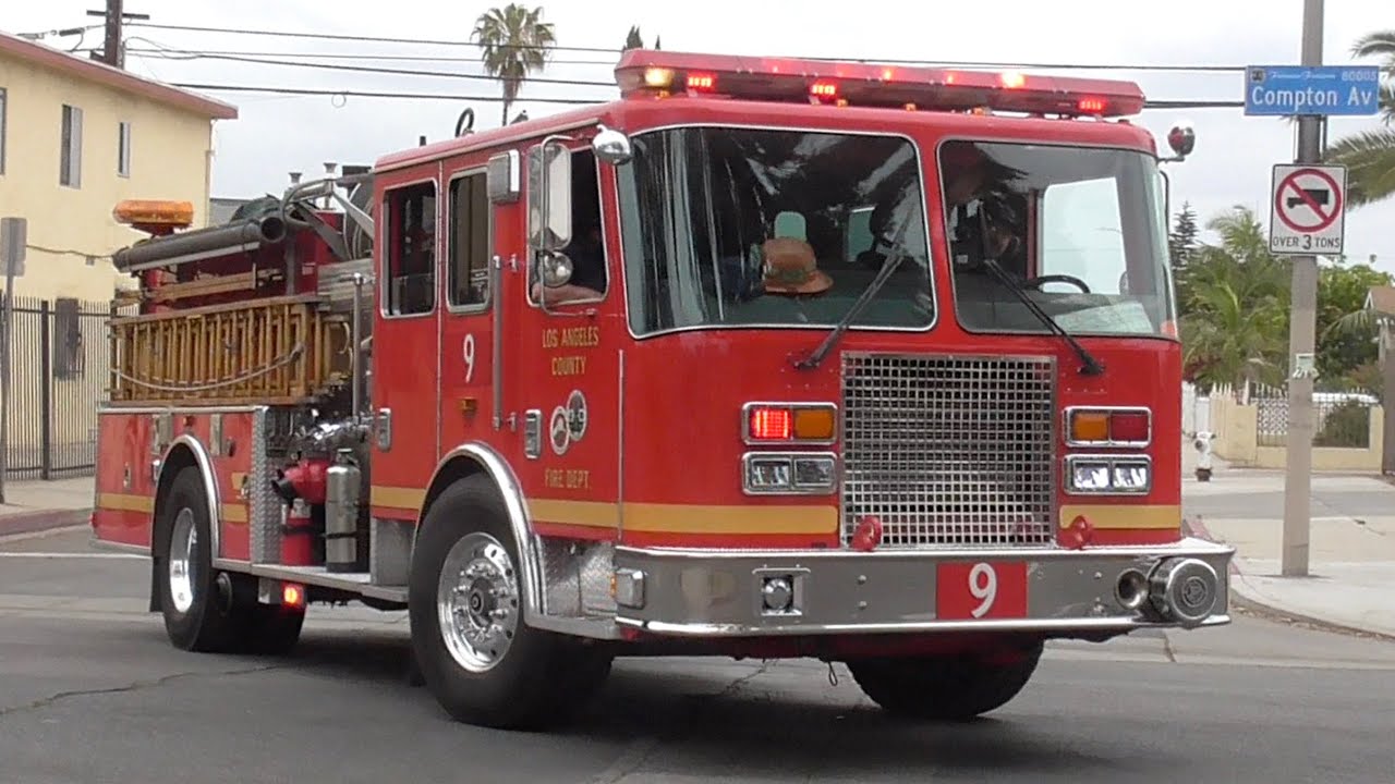 LACoFD Engine 9 Responding 4/16/2025 - YouTube
