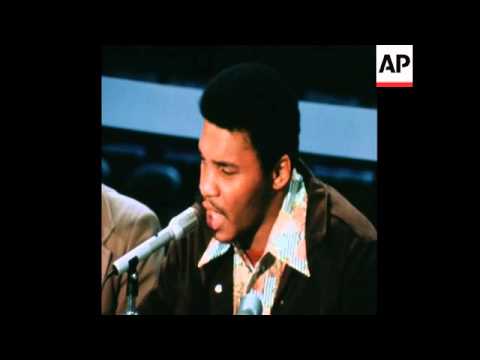 SYND 25 3 76 MOHAMMED ALI AND JIMMY YOUNG PRESS CONFERENCE BEFORE FIGHT ...