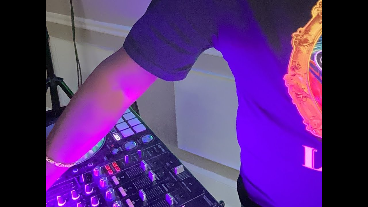 DJ Dr Gel is going live! Early Skank! - YouTube