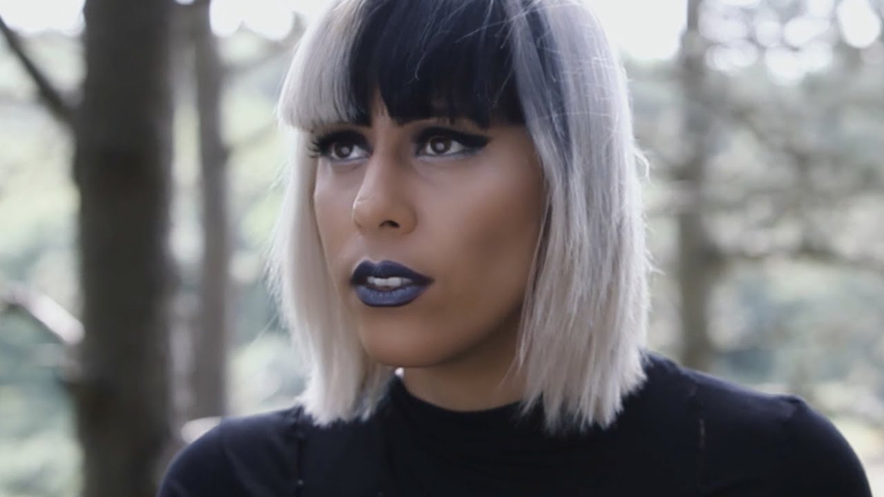 Panida - "Bedrood" OFFICIAL VIDEO - YouTube