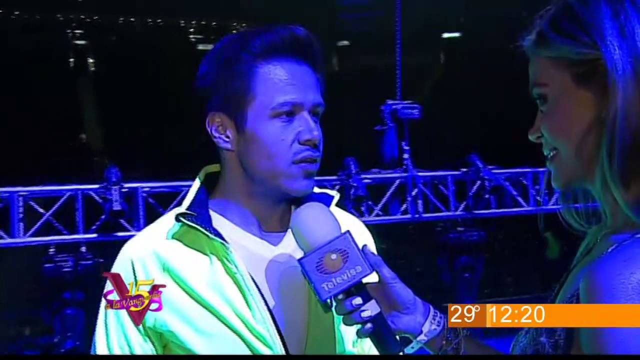 A la Vanguardia - Entrevista con Hugo Mejuto - YouTube