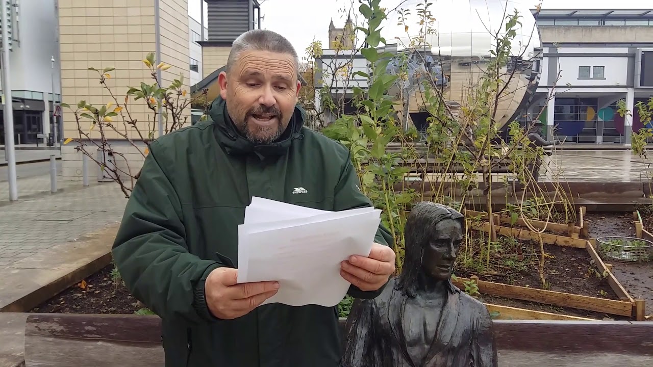 Steve Golding at Millennium Square, Bristol - YouTube