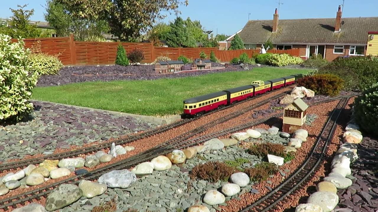 A British Railways 1960s Diesel and Mark III coaches (well almost ...