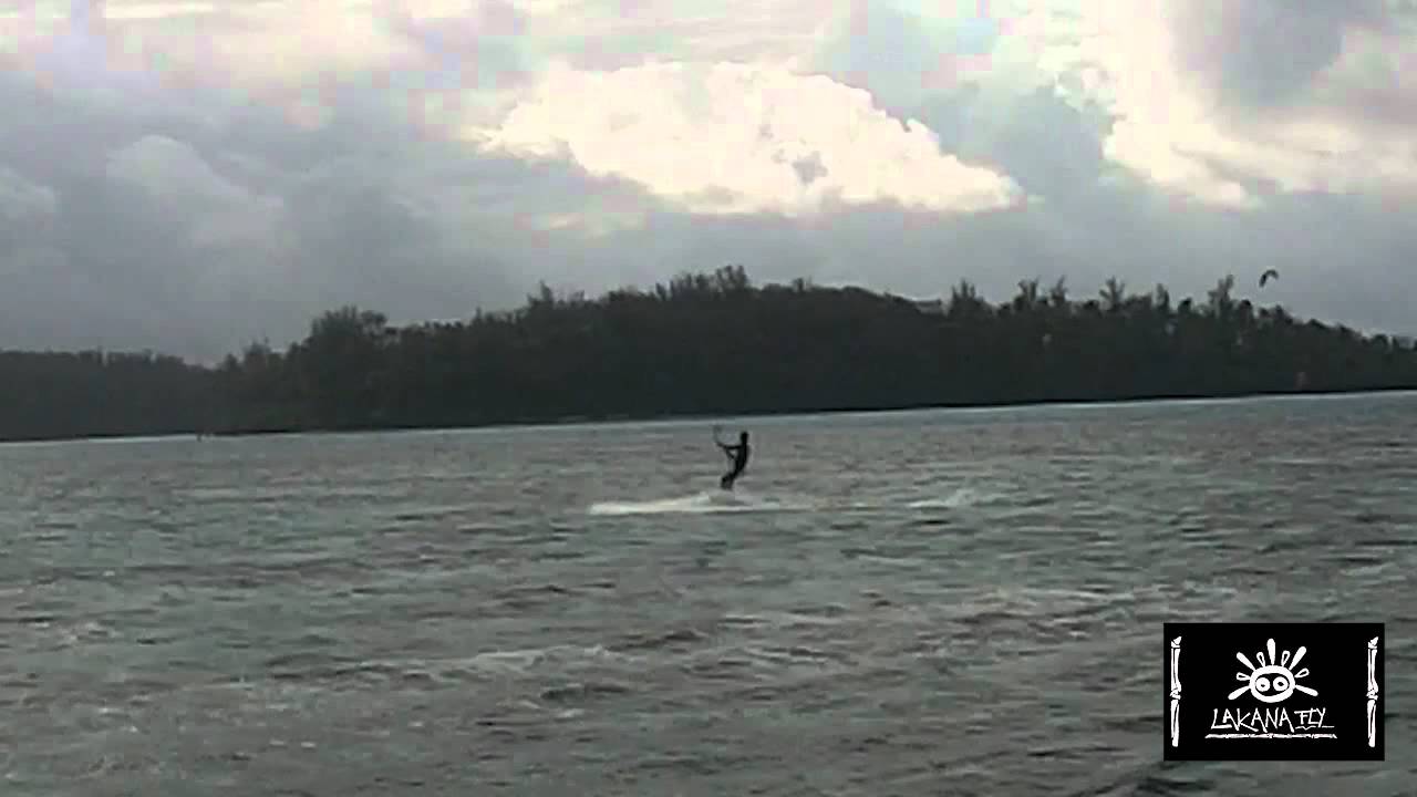 Torea kite surfing @ Moorea - YouTube