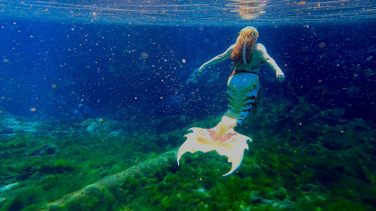 Mermaiding in Florida Springs - YouTube