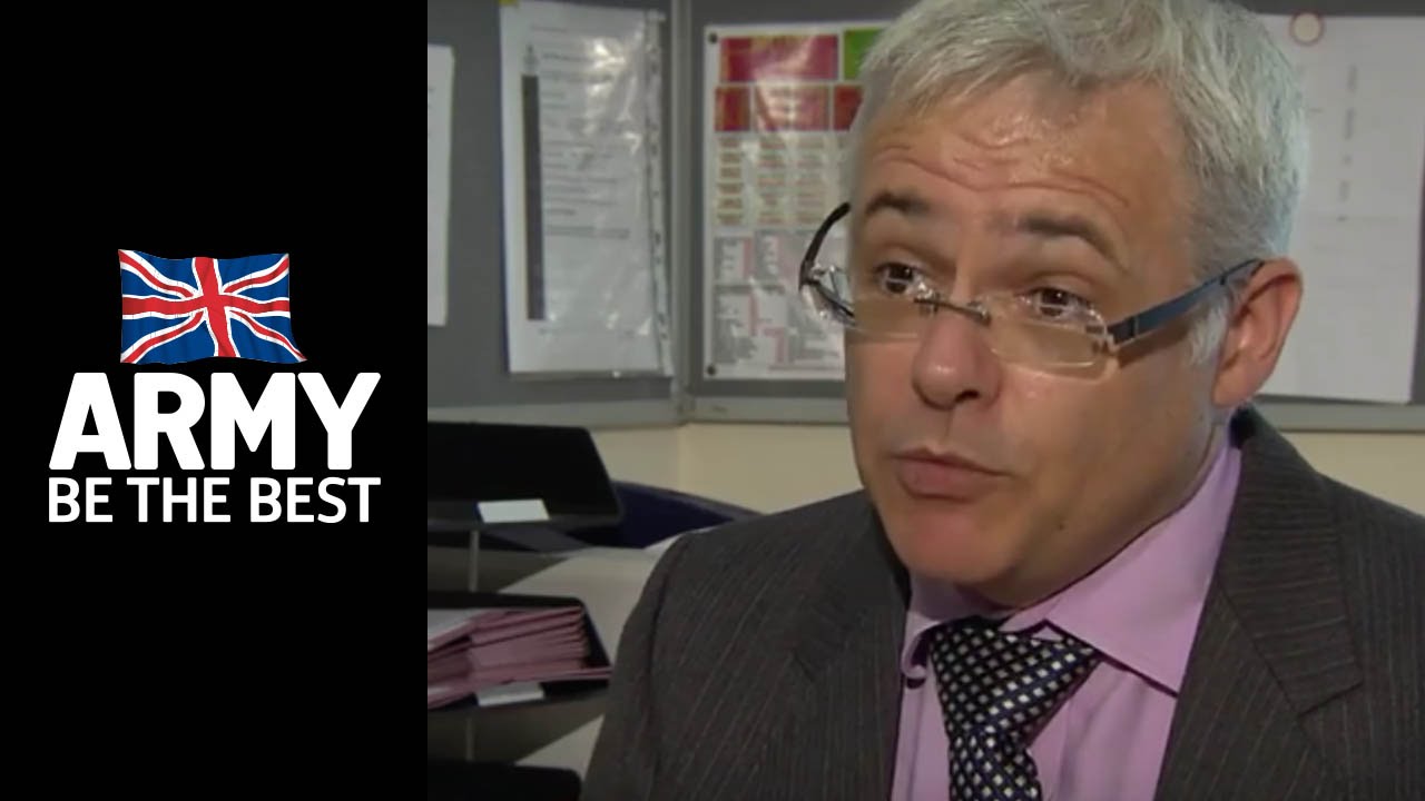 Meet the interviewer - Army training - Army Jobs - YouTube