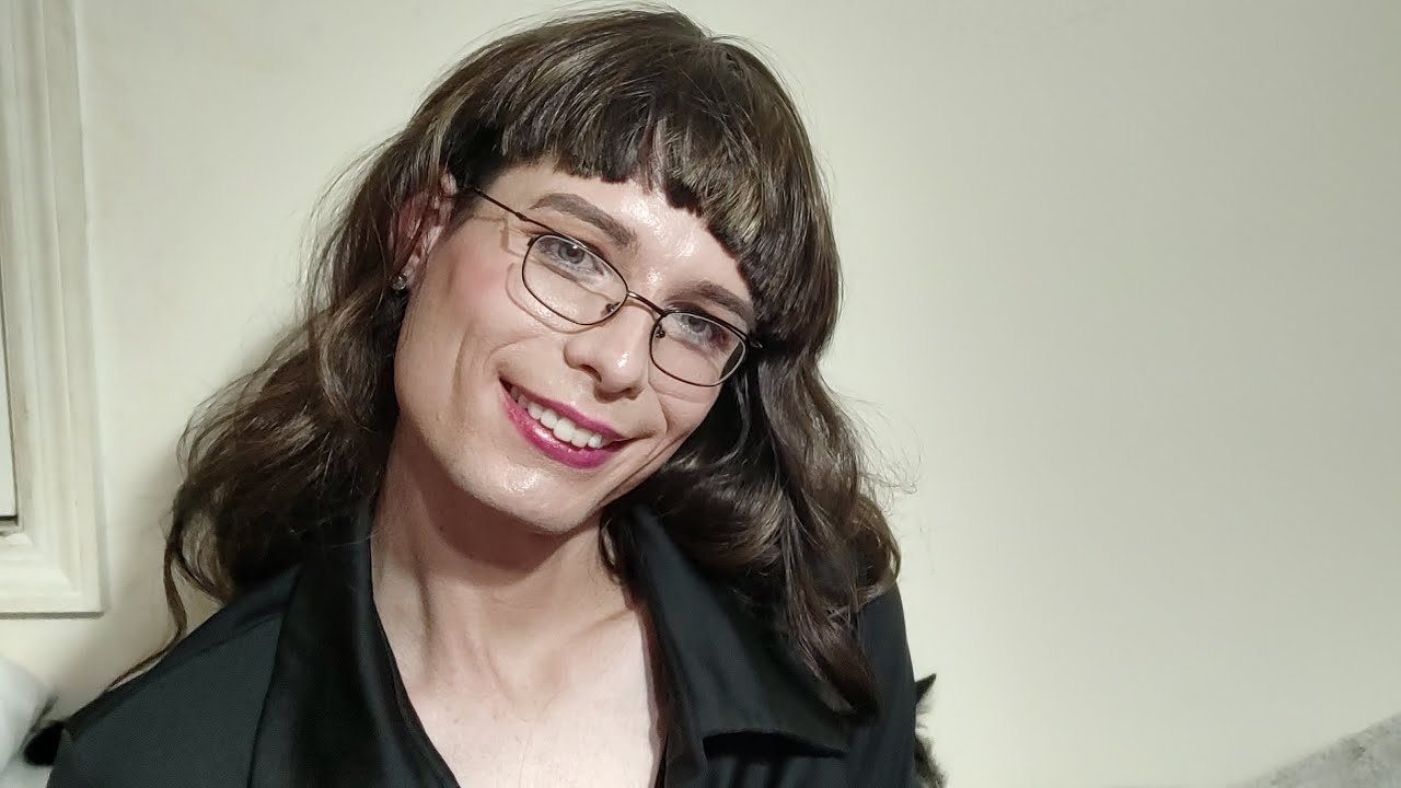 why I transitioned so late in life PART 1 |MTF| 🏳️‍⚧️ - YouTube