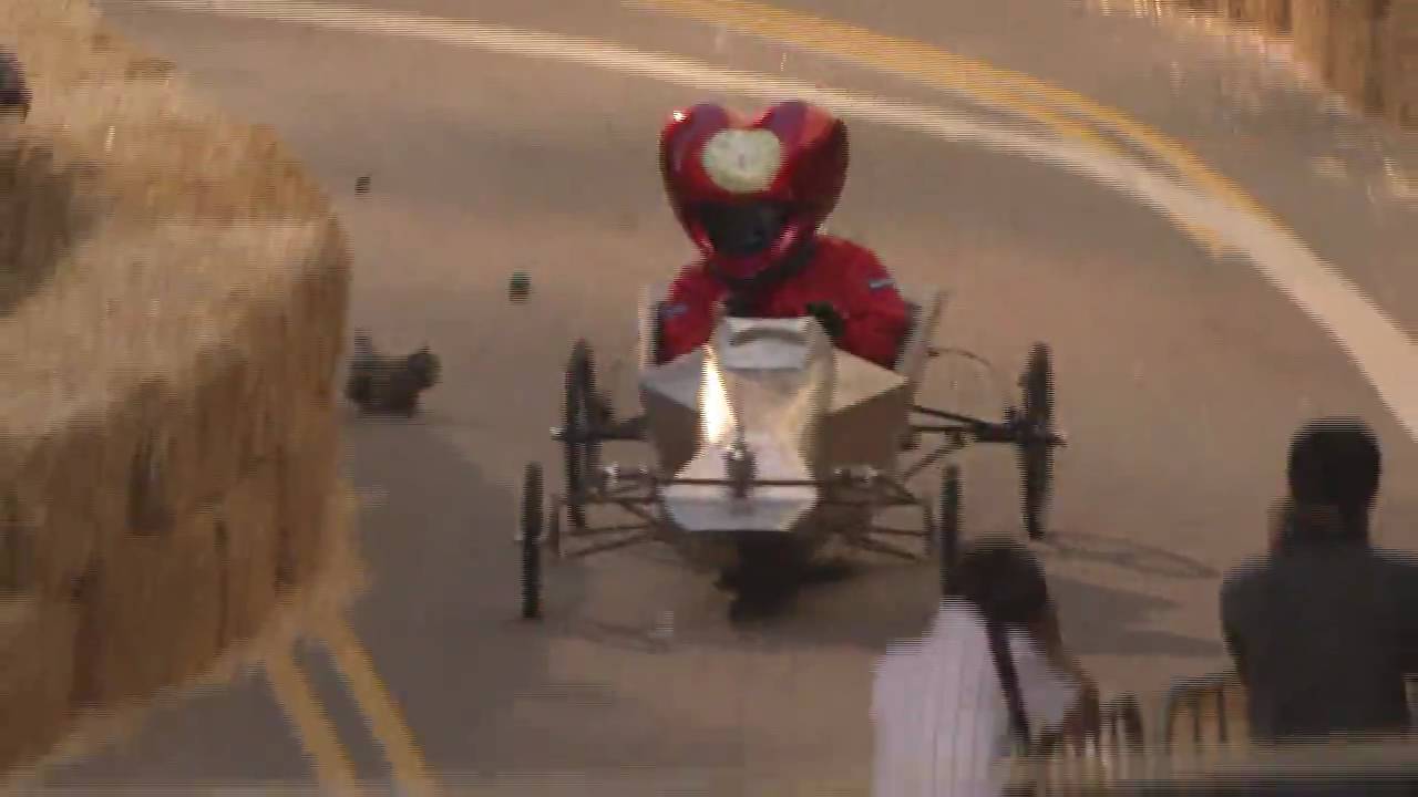 Crashes and new speed record @ Red Bull Soapbox Race LA - YouTube
