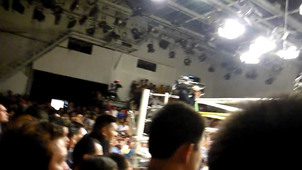 Channel 7 Stadium Muay Thai Boxing Bangkok 2 - YouTube