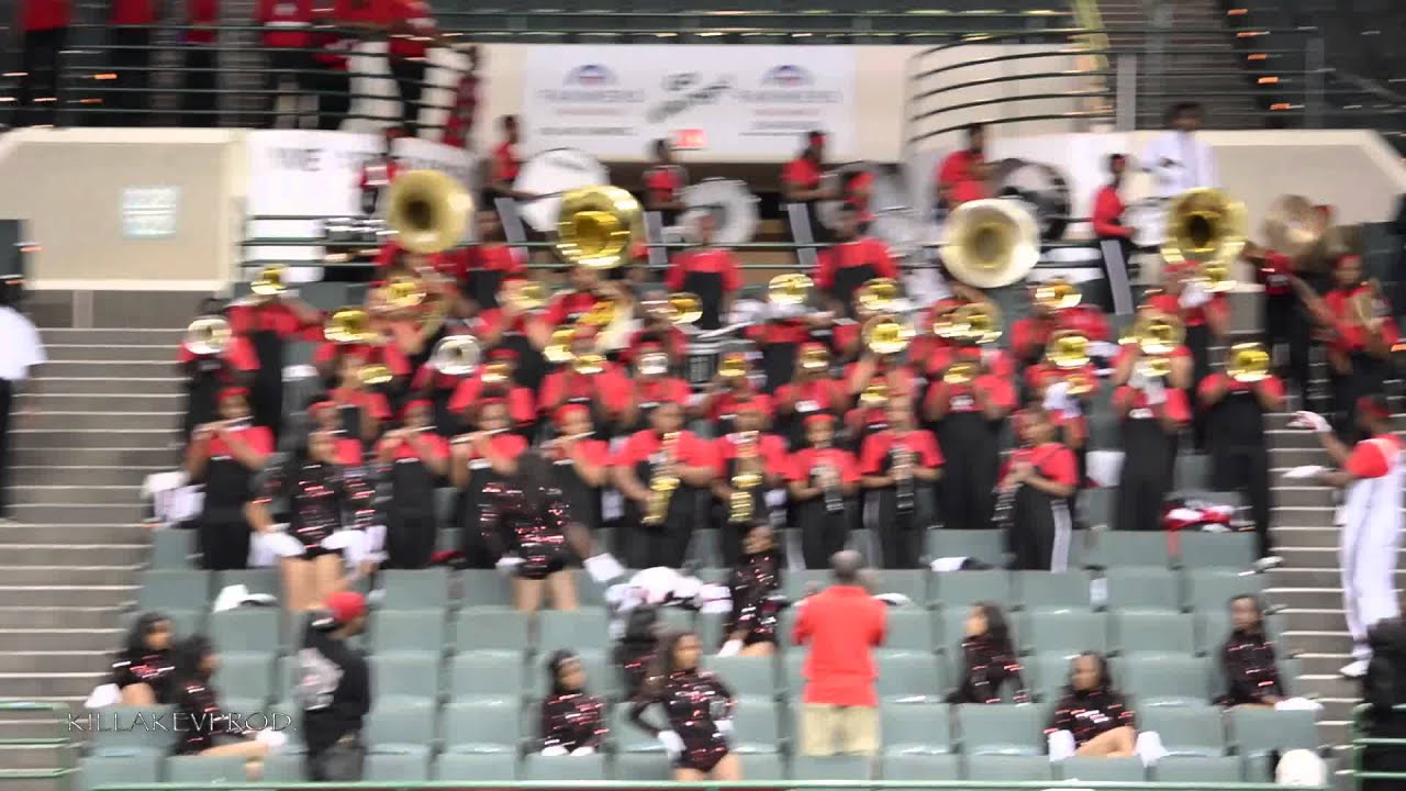Oak Park School Marching Band - I Care For You - 2014 - YouTube