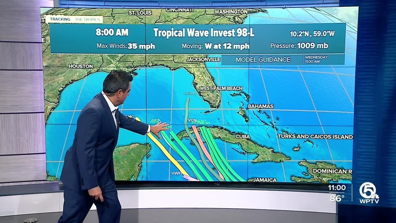 Fiona heads toward Bermuda; Invest 98-L has 35 mph winds - YouTube