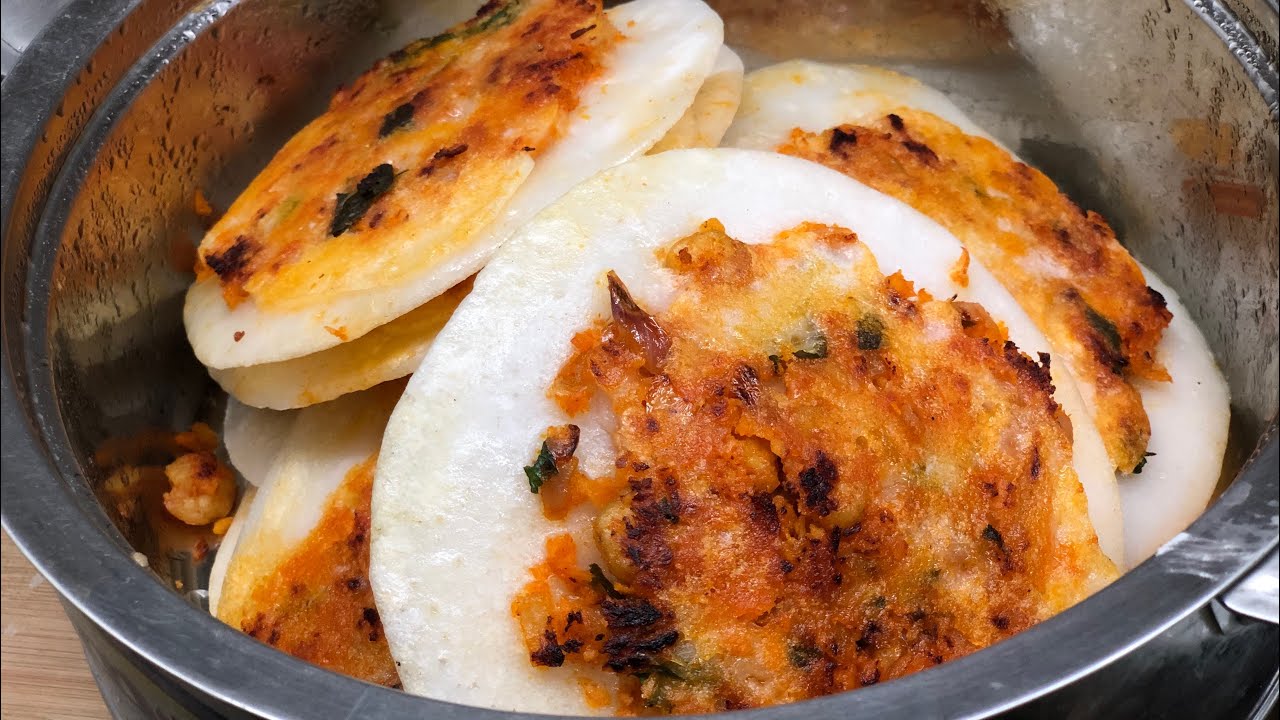 ചെമ്മീൻ തേങ്ങ പത്തൽ || CHEMEEN THENGA PATHAL||Masala pathiri - YouTube