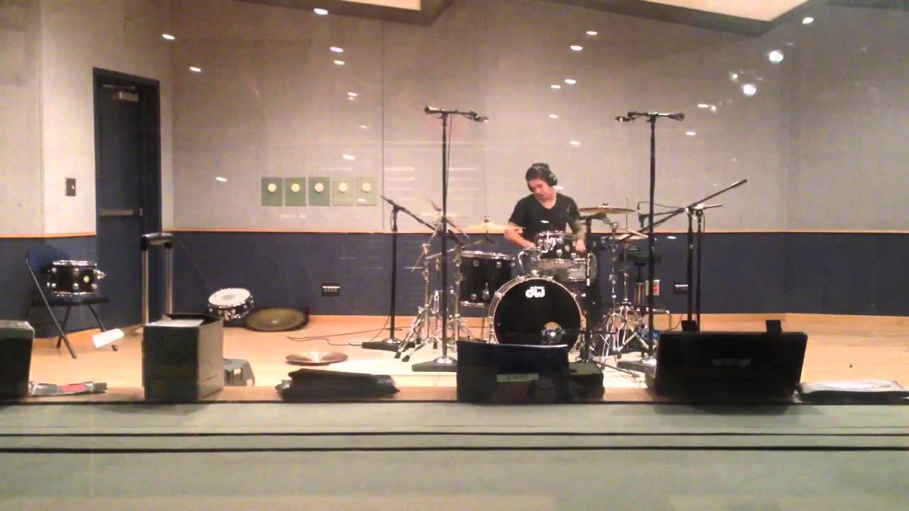 Miguel Angel Ortiz "Titi"grabando JIZZUSCHRIST en Musicians Institute ...