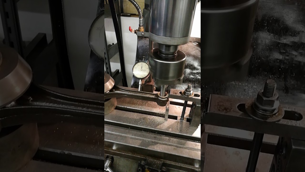 Machining a Con Rod Bush - YouTube