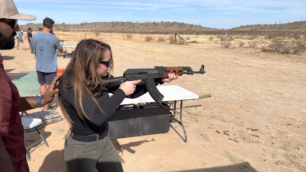 Full Auto & Exploding Target Desert Shoot - YouTube
