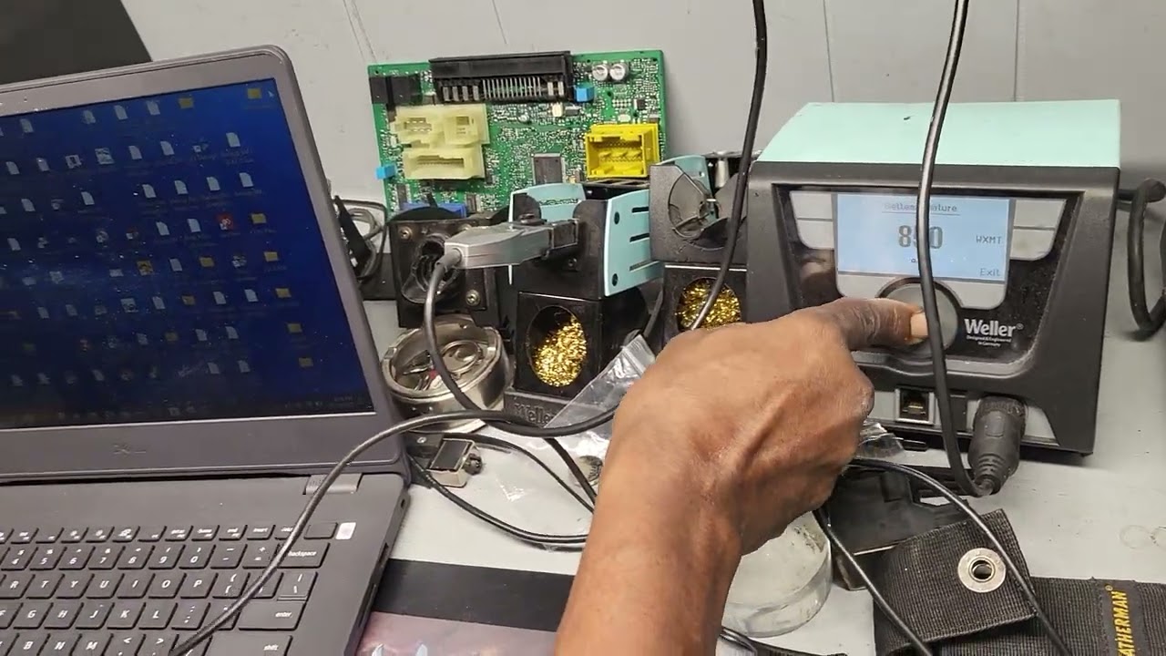 2011 Mini Cooper Footwell Module Repair, software and Installation part ...