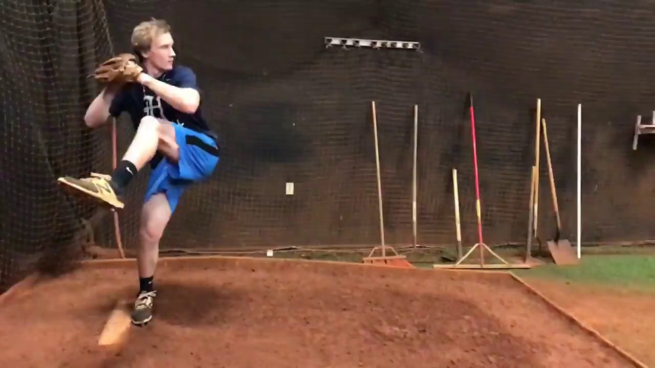 Trey Messer pitching with Doug Bochtler - YouTube