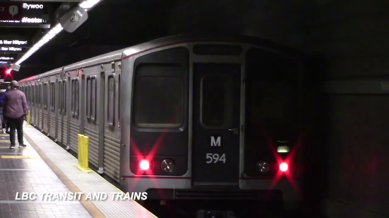 LA Metro Purple Line Departing 7th St Metro Center - YouTube