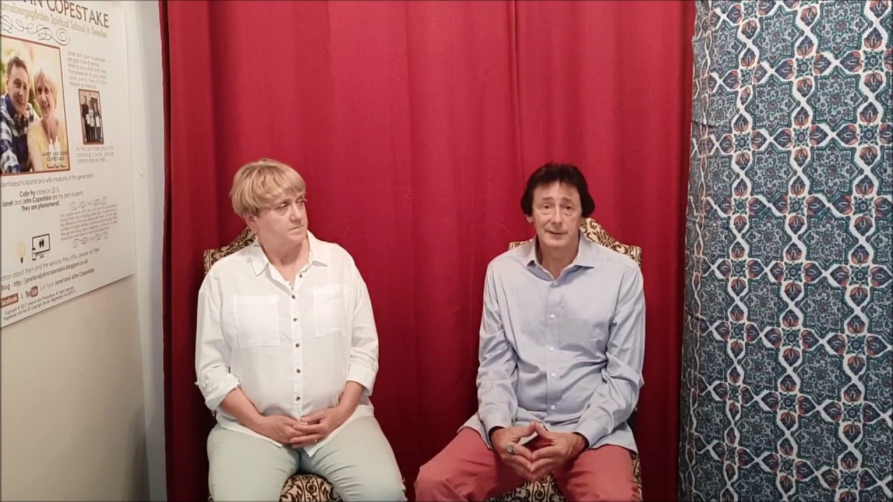 Private Readings: What To Expect - YouTube