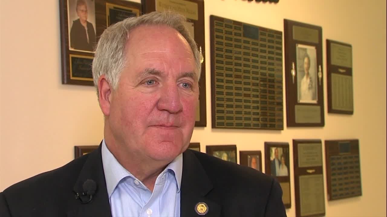 Rep. Shimkus shares his thoughts on impeachment trial - YouTube