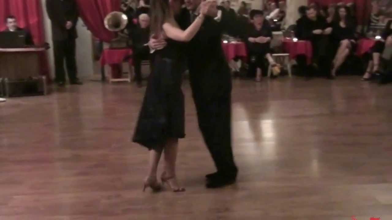 Esteban Moreno y Alessandra Rizzotti - Torrente - YouTube