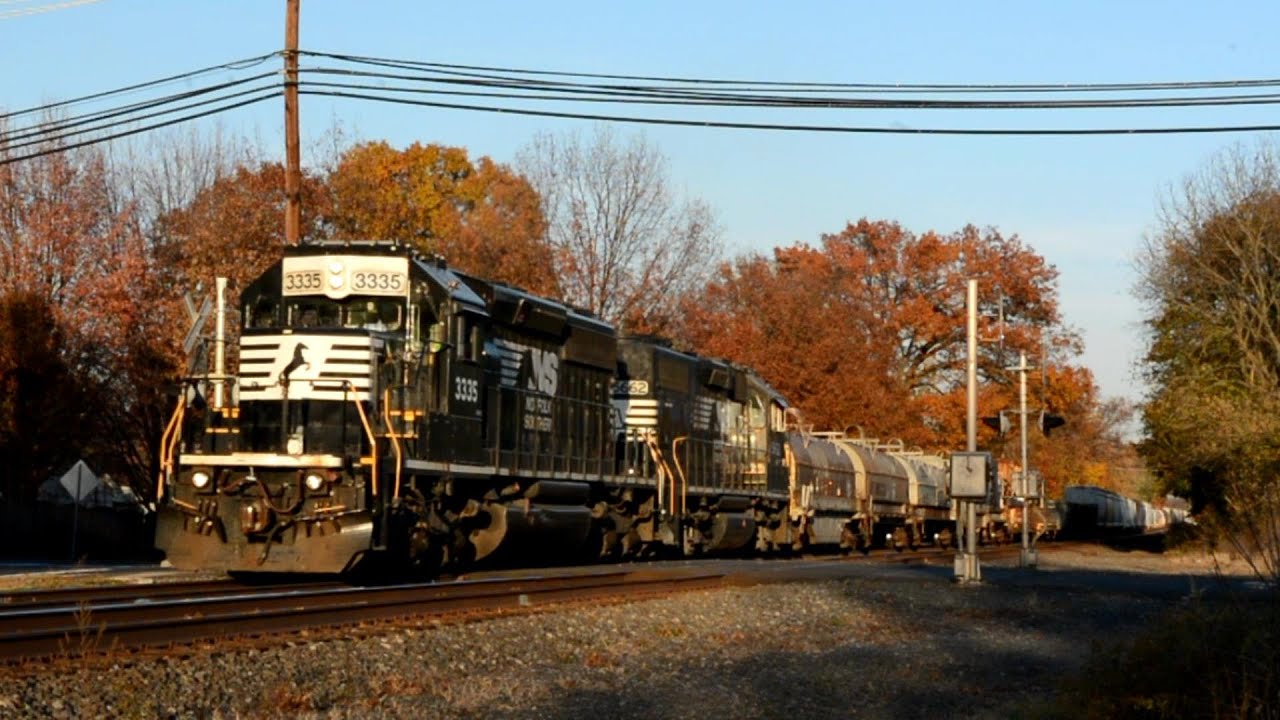 SD40's Galore In Central Jersey, Railfanning, Manville - Bound Brook ...