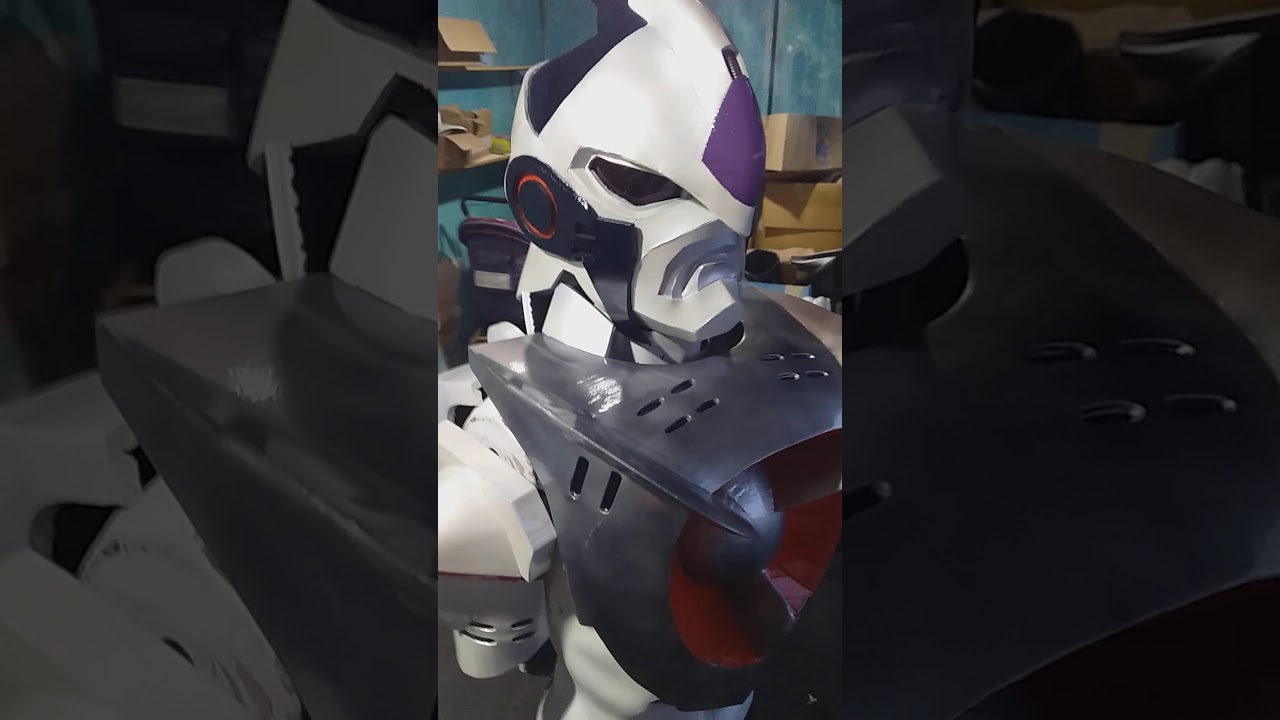 Armadura Lucifer Cybercop - YouTube