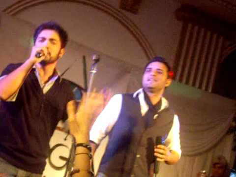 * Paris * Rafet El Roman & Yusuf Güney * LIVE (Ask-i virane) 17/o4/2oo9 [HQ]