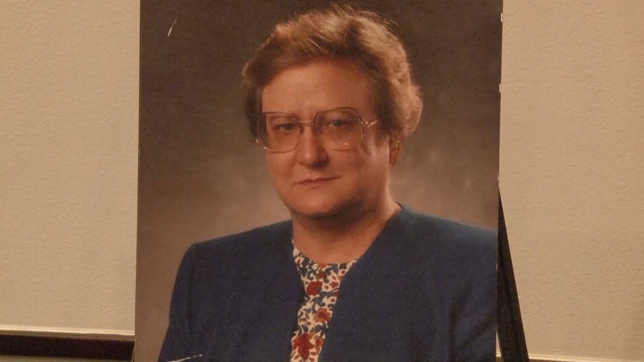 HCC Beat - Remembering Dr. Sue Cox - YouTube