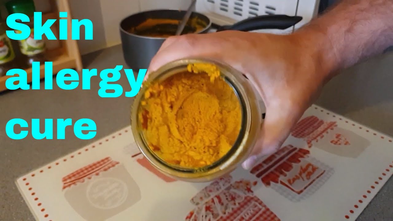 The BEST cure for dog skin irritation - Golden paste recipe - YouTube