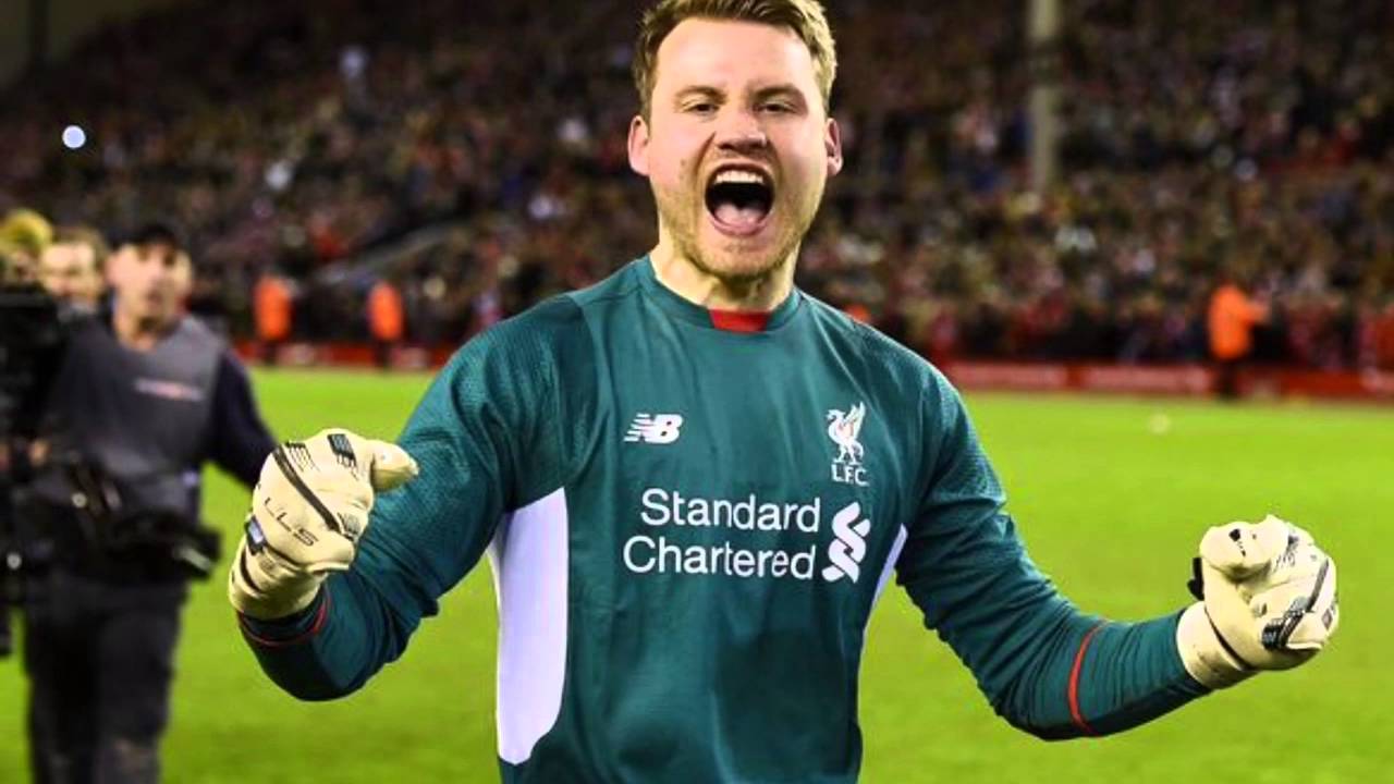 Random Footballers - YouTube